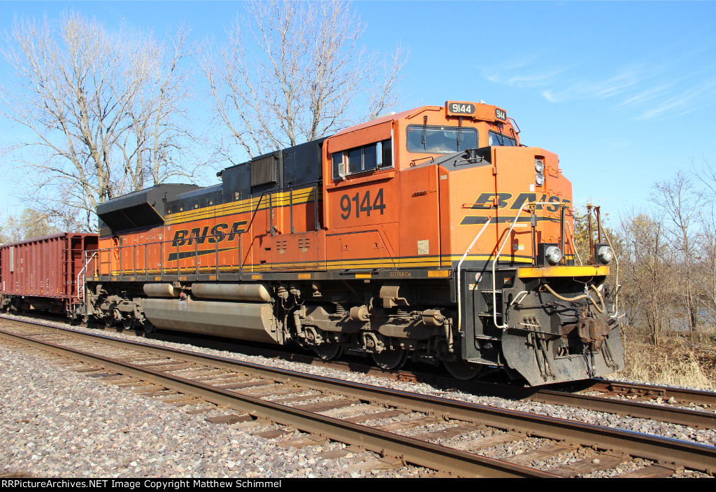 BNSF 9144 - DPU